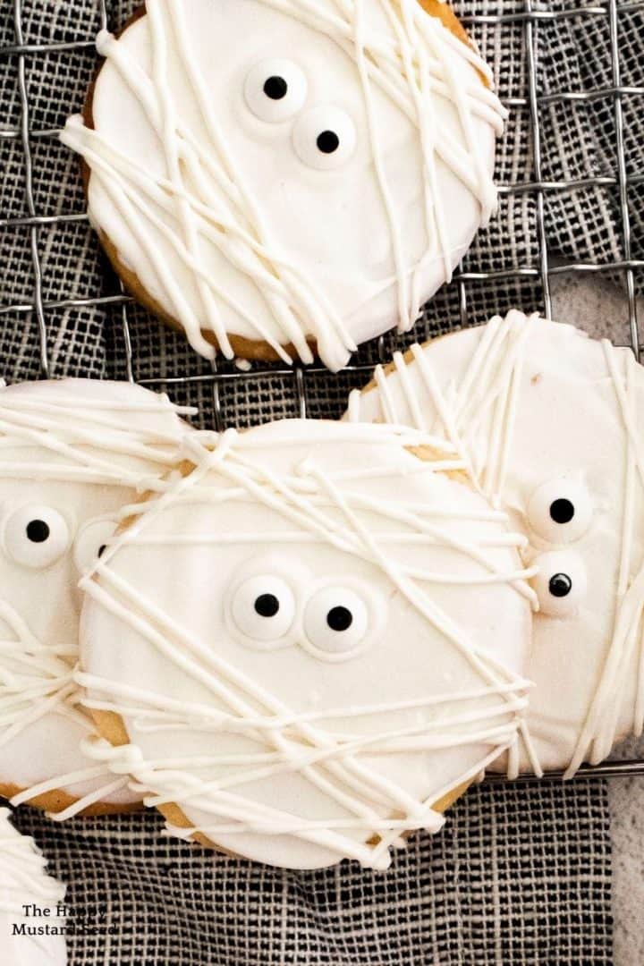 Easy Mummy Shortbread Cookies - The Happy Mustard Seed